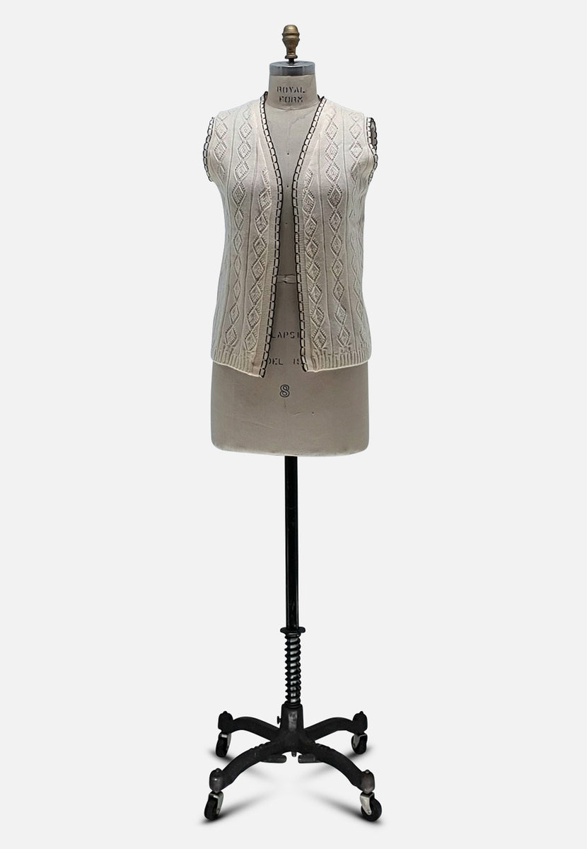 Scallop Detail Vest | Painted Bird Vintage Boutique & The Aviary